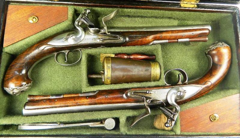 Militaria - Theodore Bruce | Find Lots Online